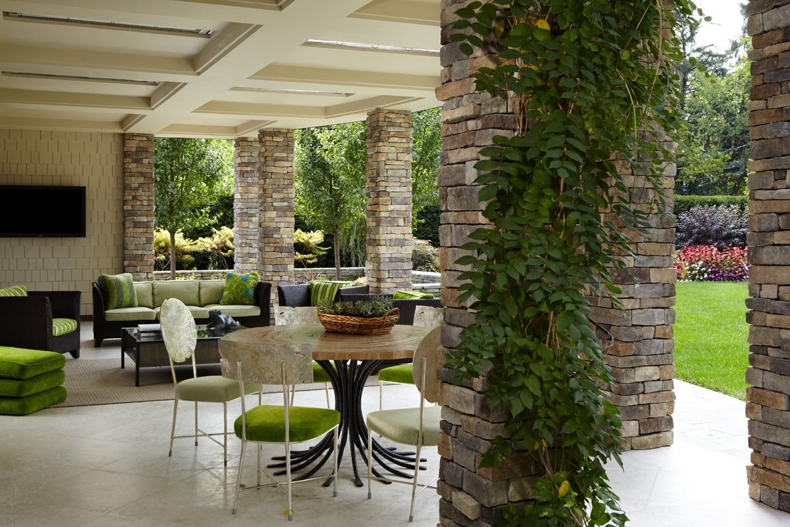 Bradfield & Tobin Design An Art-Filled, Deco-Inspired Estate by ...