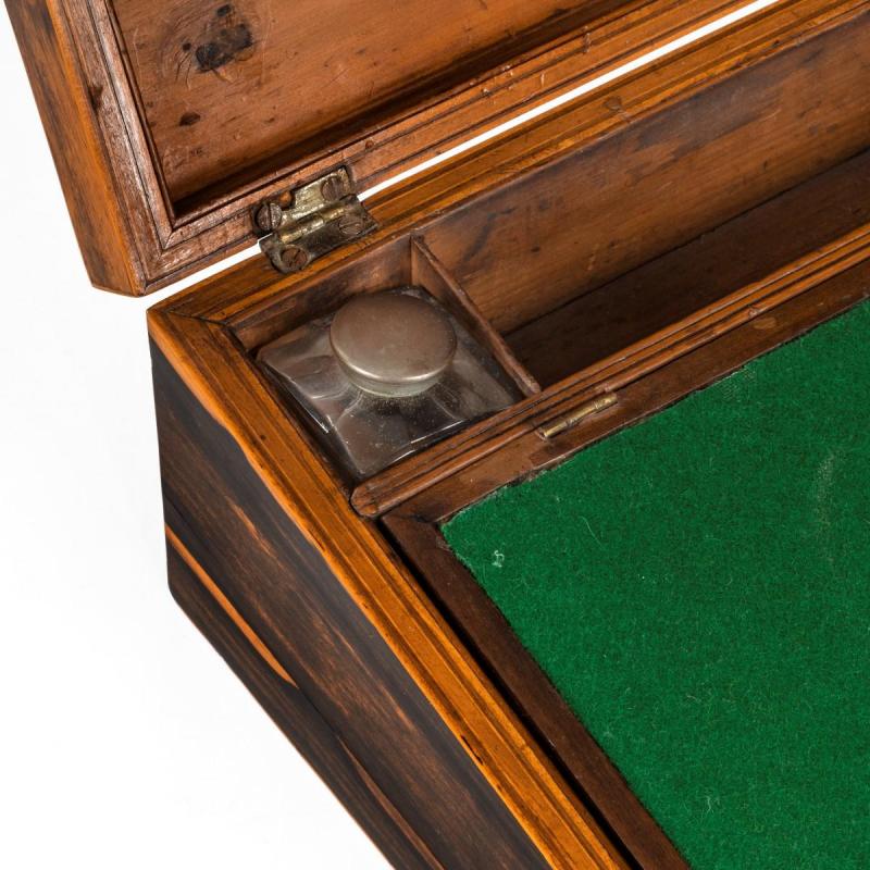 Gillows of Lancaster & London - A George IV calamander and specimen ...