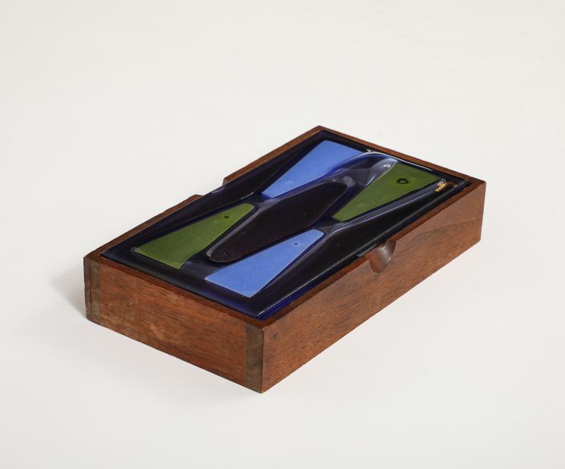 Higgins Glass Studio - Violet, Green Higgins Glass Top Box
