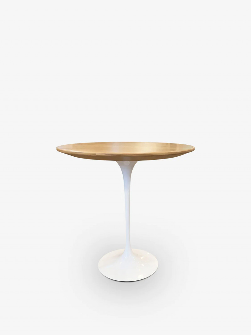 Knoll - EERO SAARINEN SMALL ROUND TABLE WITH OAK TOP & WHITE BASE