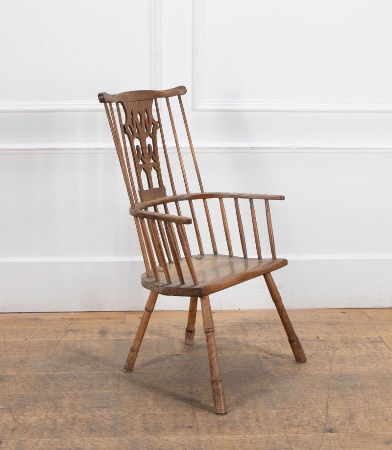 18th Century Comb Back Windsor Chair