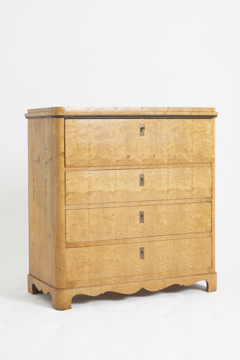 19th Century Satin Birch Chest of Drawers