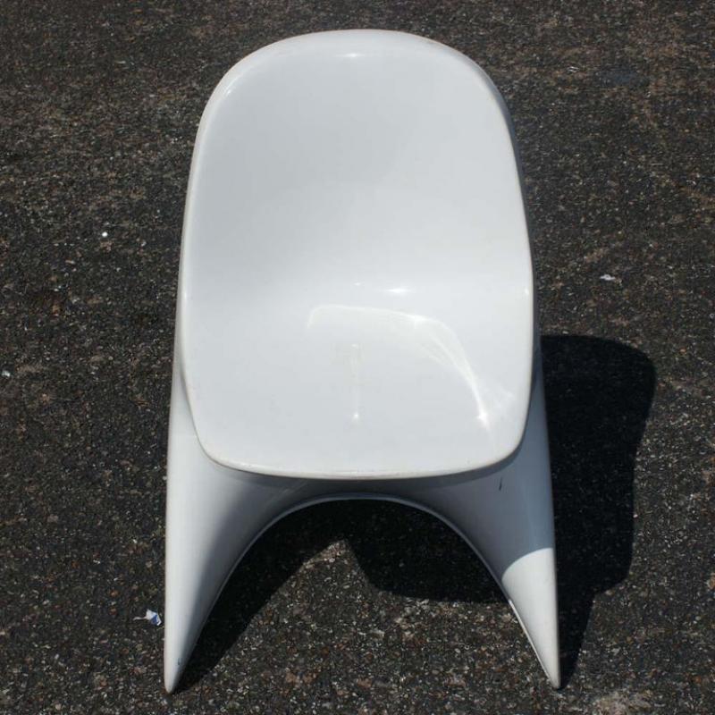 Alexander Begge - Casalino Alexander Begge Stacking Chair White Color