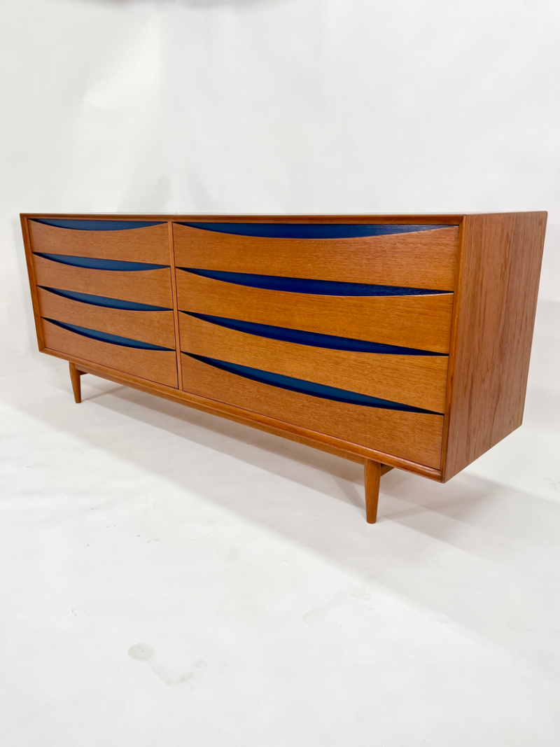 Arne Vodder - Arne Vodder for Sibast Mobler Eight-Drawer 'Triennale ...
