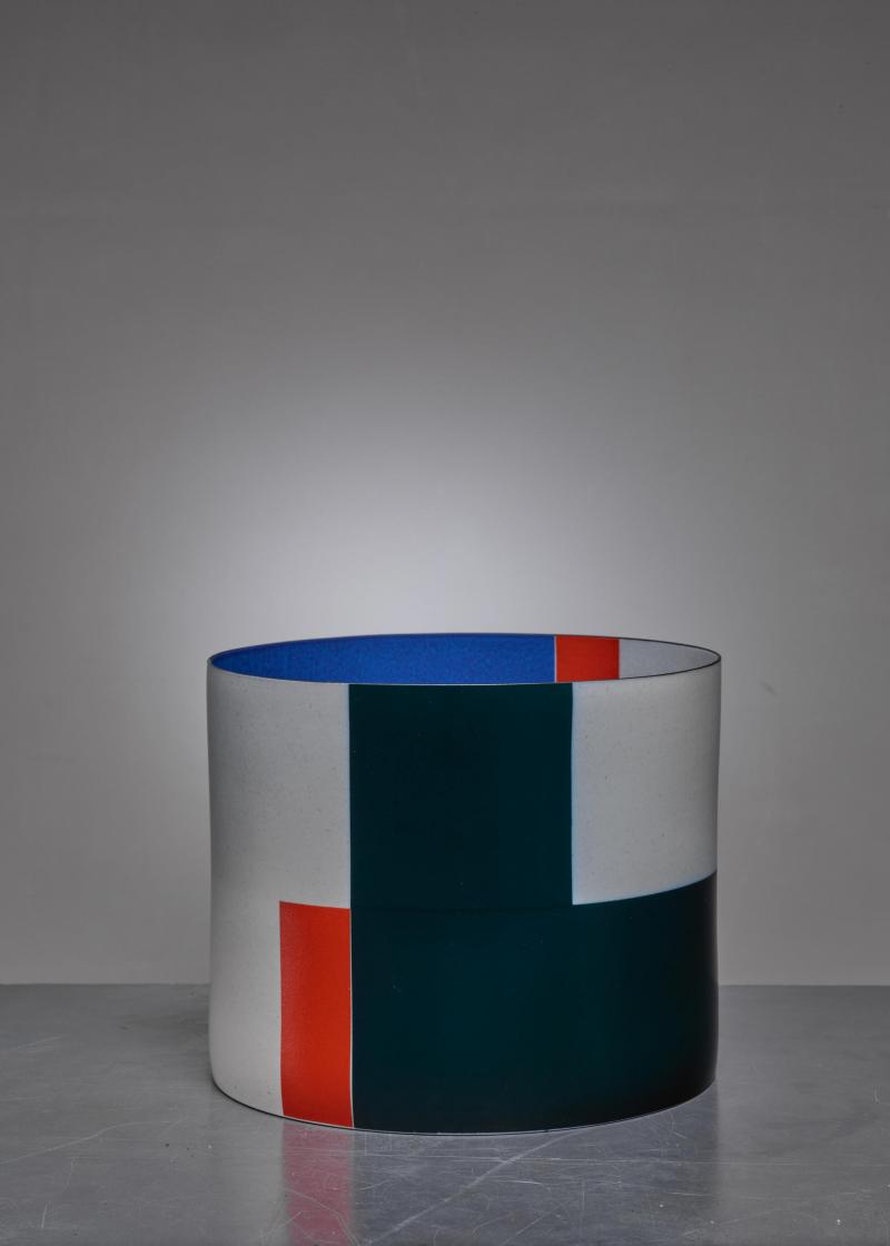 Bodil Manz - Large Bodil Manz porcelain vessel, Denmark