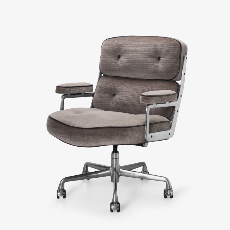 Charles & Ray Eames - Eames Time Life Executive Chair in Mohair ...