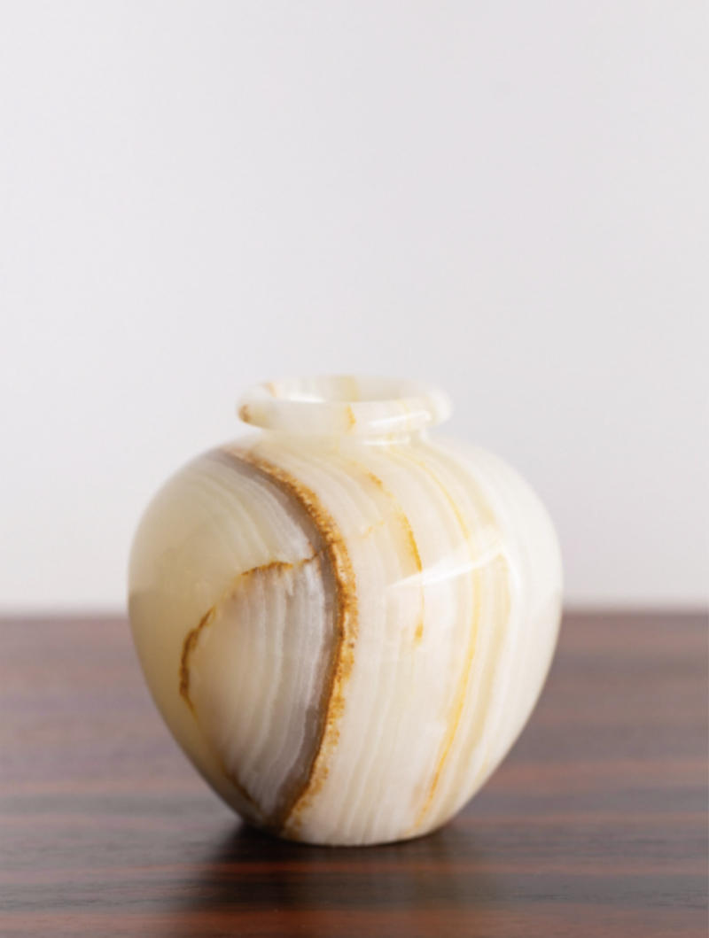 Cream Onyx Vase