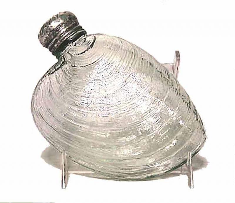 English Victorian Clam Shell Shaped Perfume Bottle
