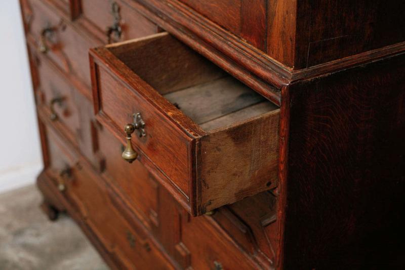 George III Oak Linen Press