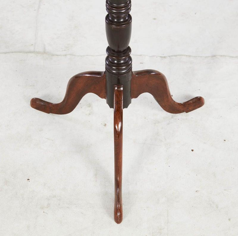 Georgian Octagonal Mahogany Stand