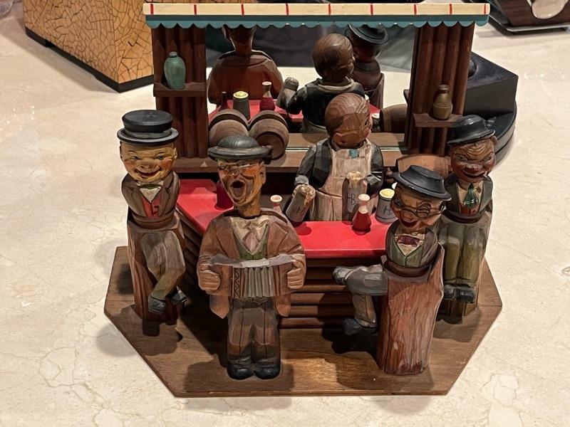 ITALIAN ALPS WHIMSICAL CARVED BARTENDER IN BAR AUTOMATON
