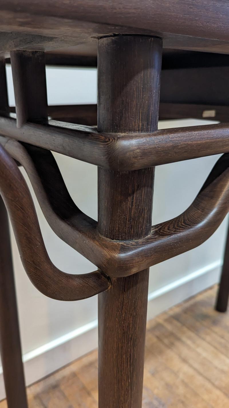 Jichimu Console Table