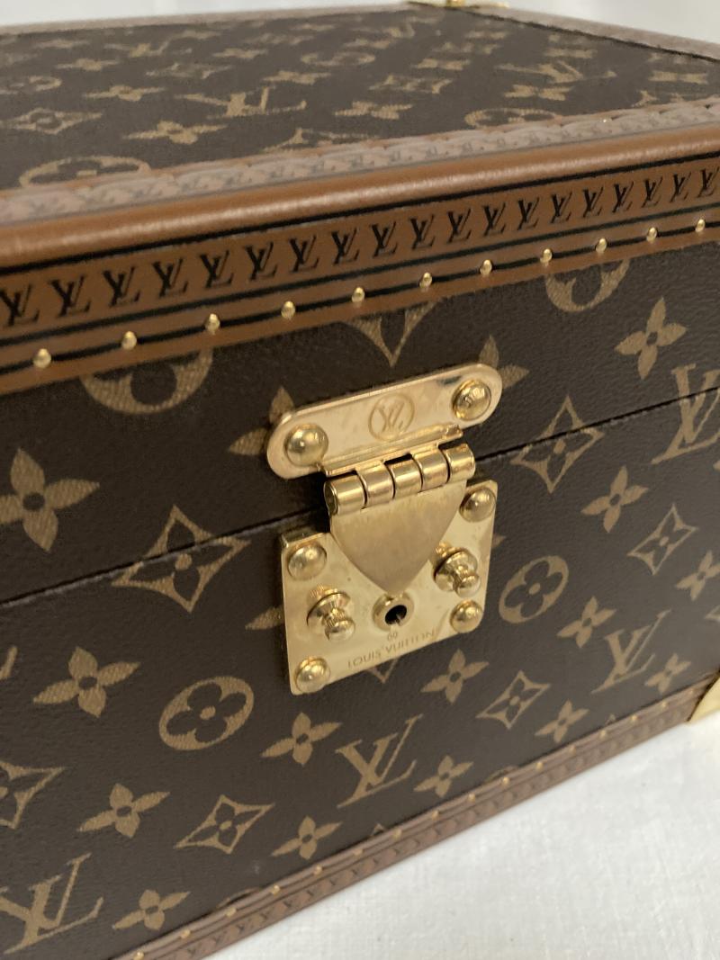 Louis Vuitton - 2020's Jewels an watches small trunk by Louis Vuitton