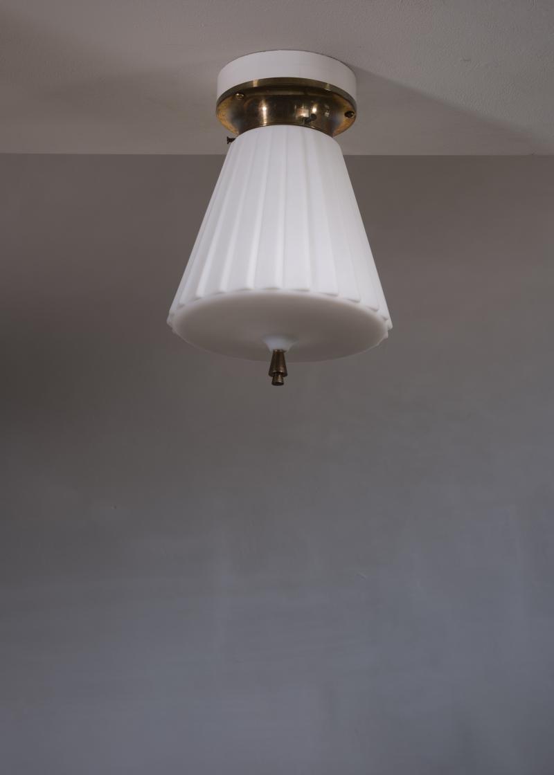 Böhlmarks AB (Bohlmarks) - Opaline glass ceiling lamp