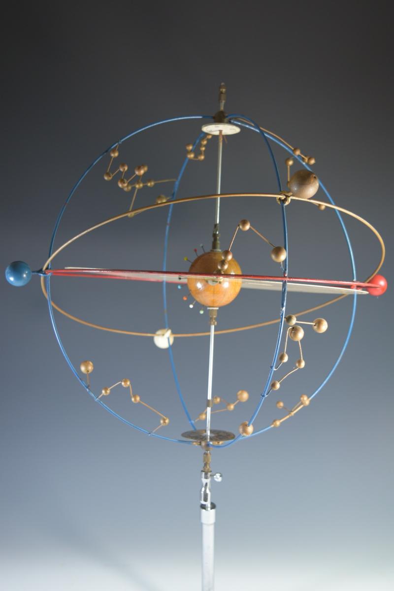 Planetarium Orrery Moveable Desk Display Model of the Solar System