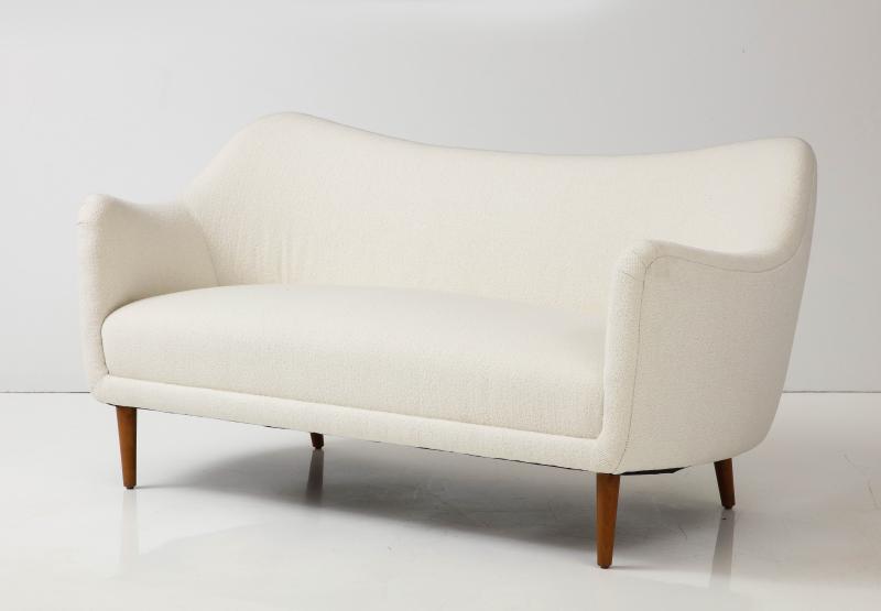 Finn Juhl - "Poet Sofa" designed by Finn Juhl