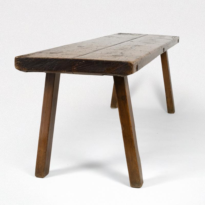 Rustic Elm Work Bench With Square Iron Pegs