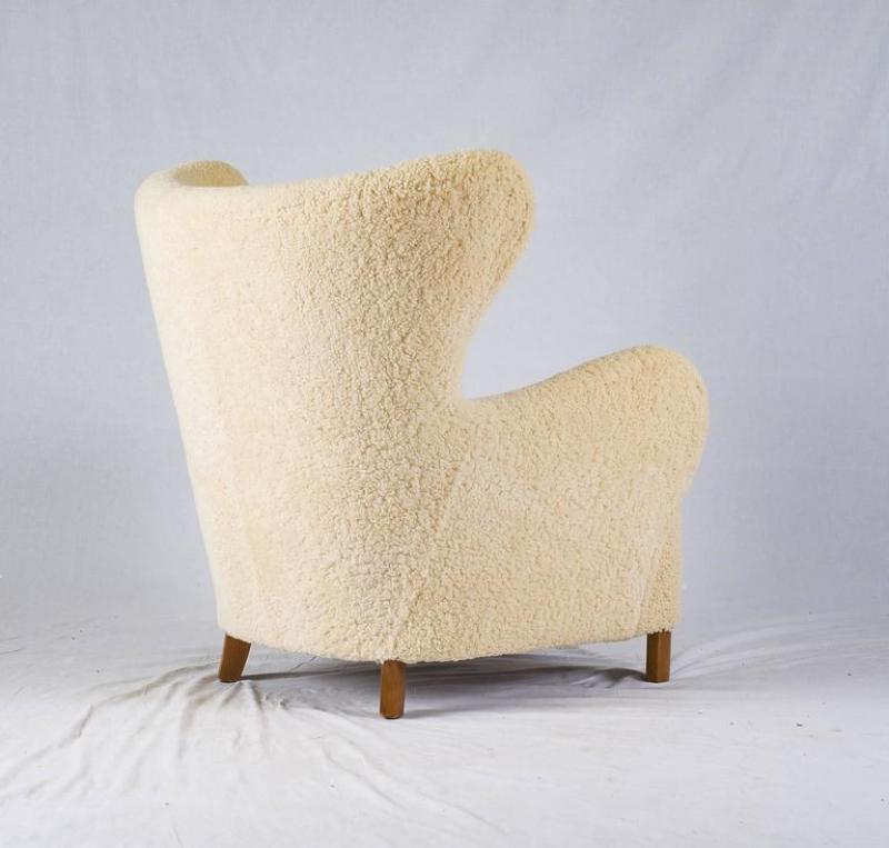 Scandinavian Sheepskin Lounge Chair