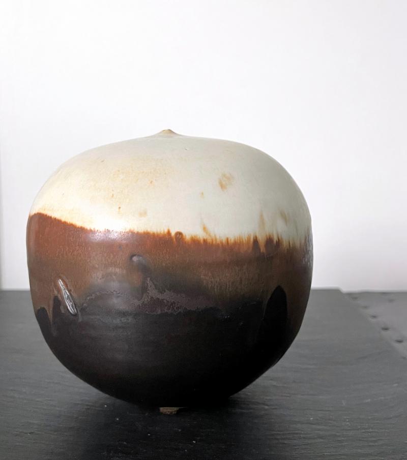 Toshiko Takaezu - Ceramic Closed Form Pot by Toshiko Takaezu