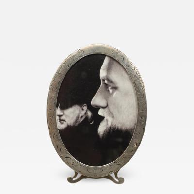 American Victorian Silver Oval Picture Frame 1