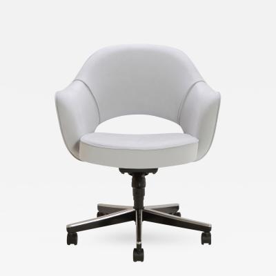 Eero Saarinen - Saarinen Executive Arm Chair in Fog Luxe Suede, Swivel Base