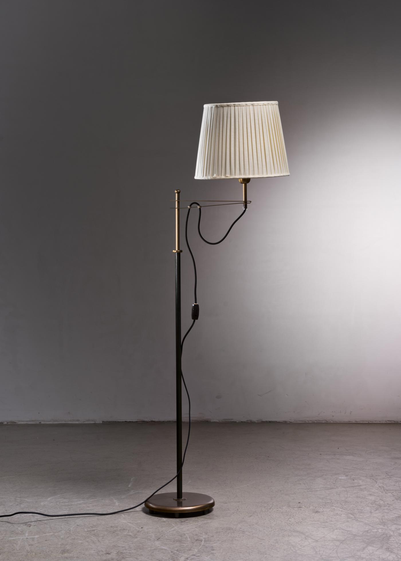 Böhlmarks AB (Bohlmarks) - Harald Notini height-adjustable floor lamp ...