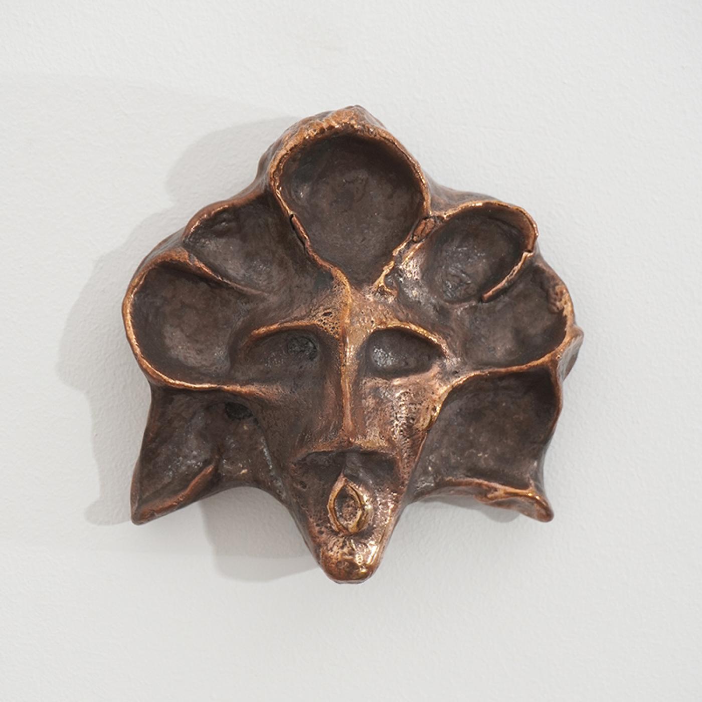 Bella Hunt & DDC - BRONZE MINIATURE HEAD Wall sculpture