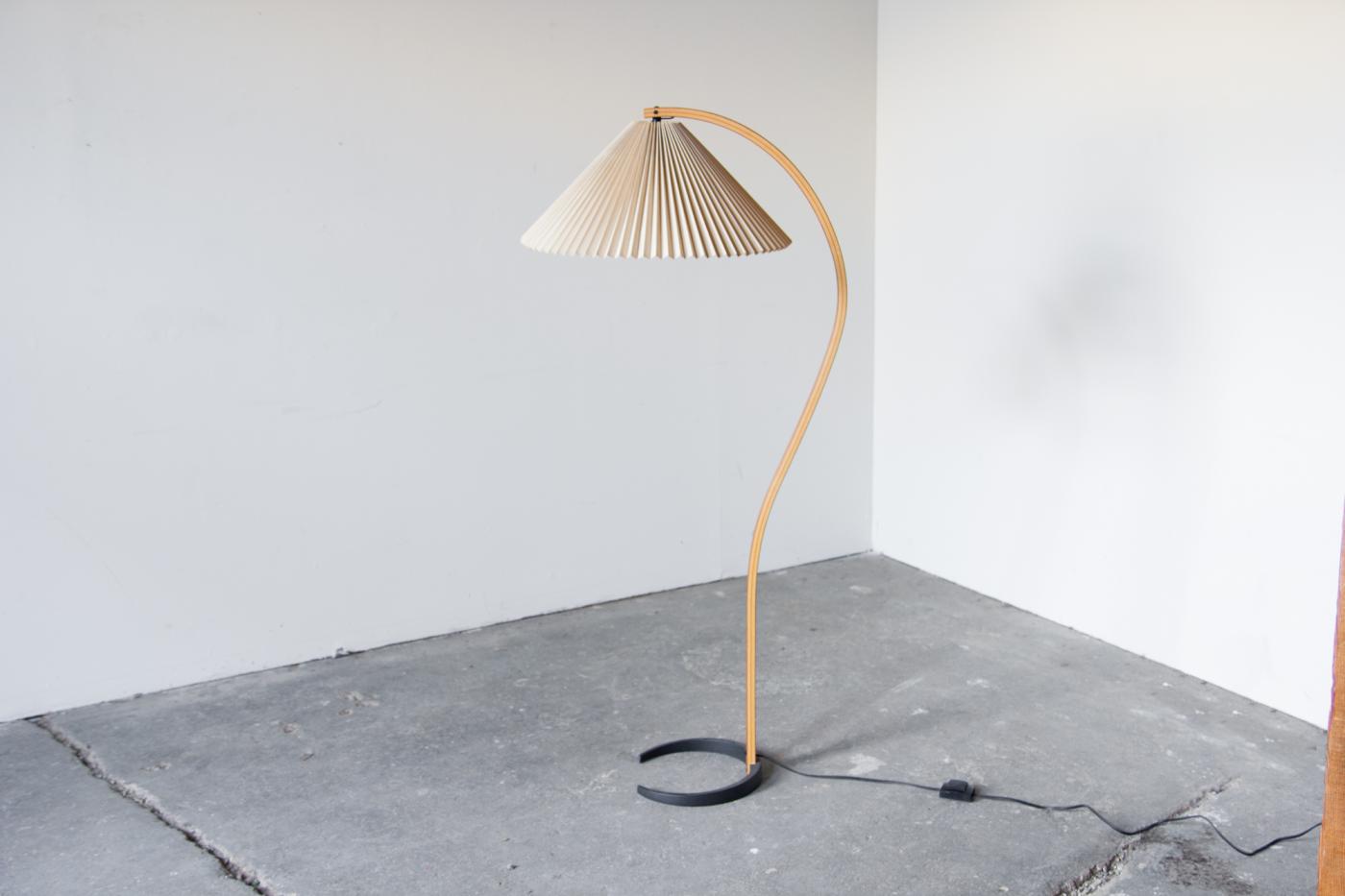 Caprani Light A/S - Caprani Light LS Bentwood Floor Lamp