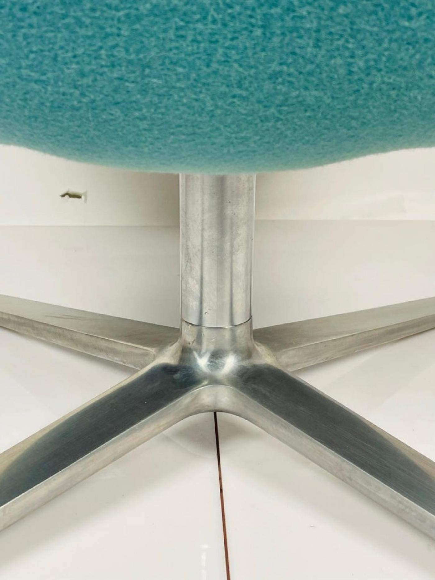 Coalesse - Bob Lounge Chair by Pearson Lloyd for Coalesse/Steelcase