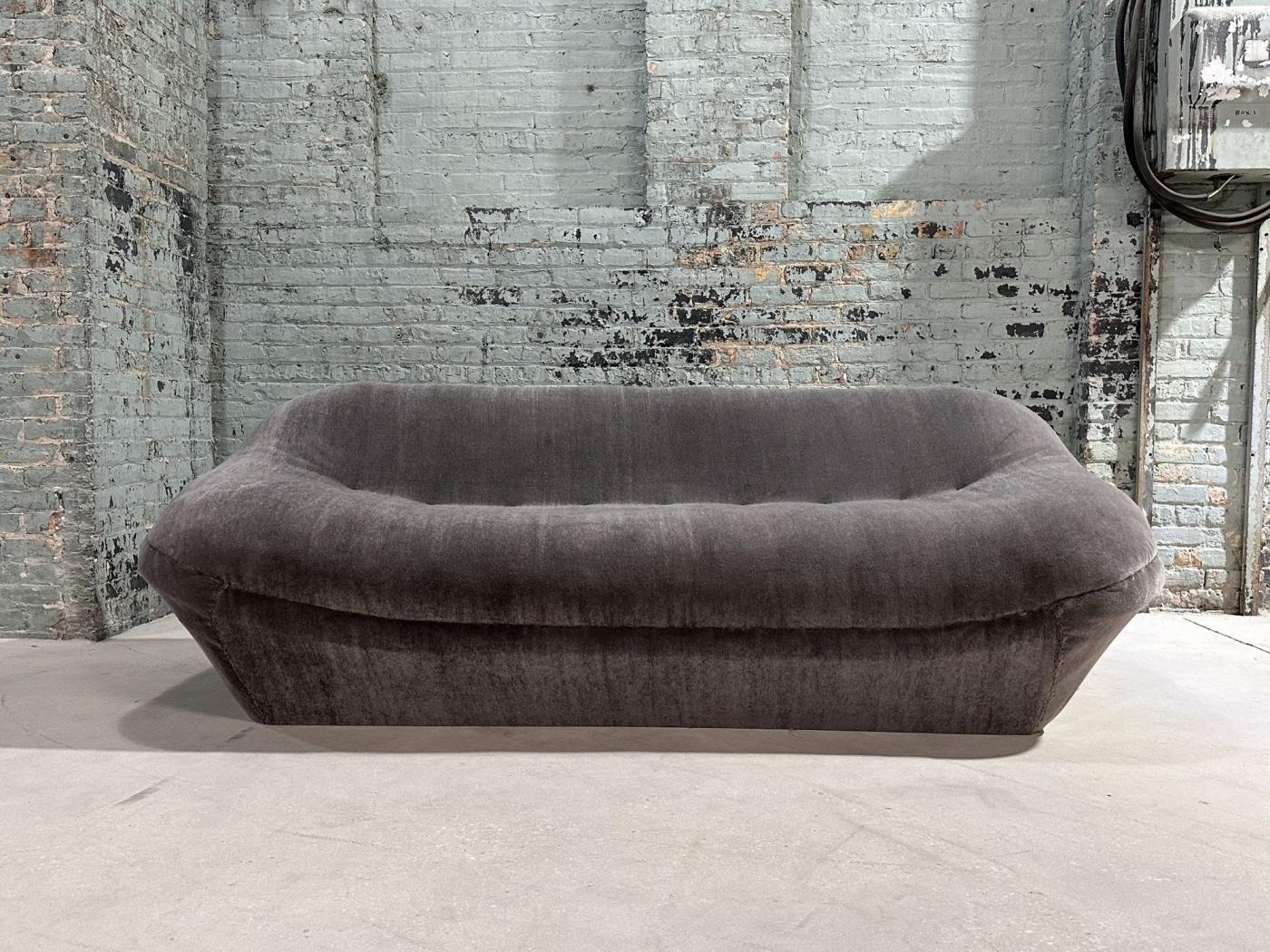 Comfort Design - Post Modern Sculptural Pouf Sofa, 1980