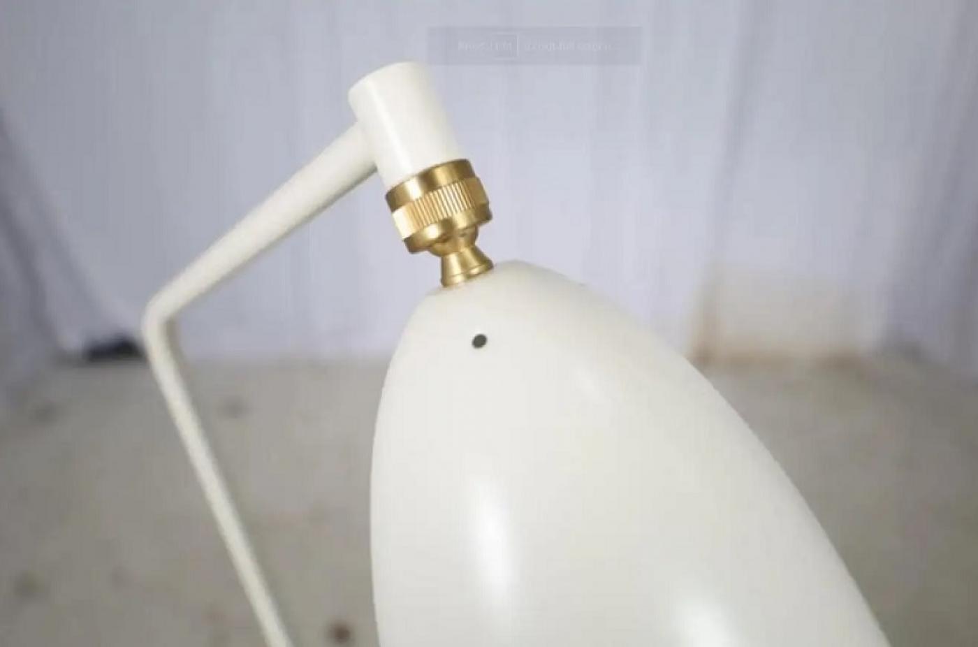 Gubi - Greta Magnusson Gubi One Grasshopper Oyster White Floor Lamp Mid ...