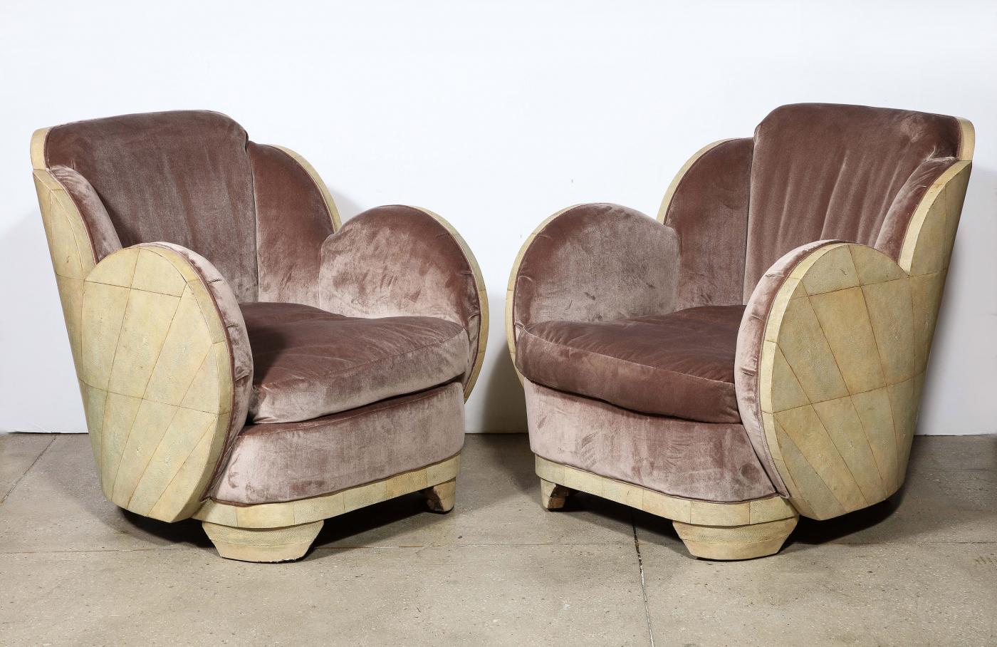 Harry & Lou Epstein Furniture Co. - A Pair of English Art Deco "Cloud ...