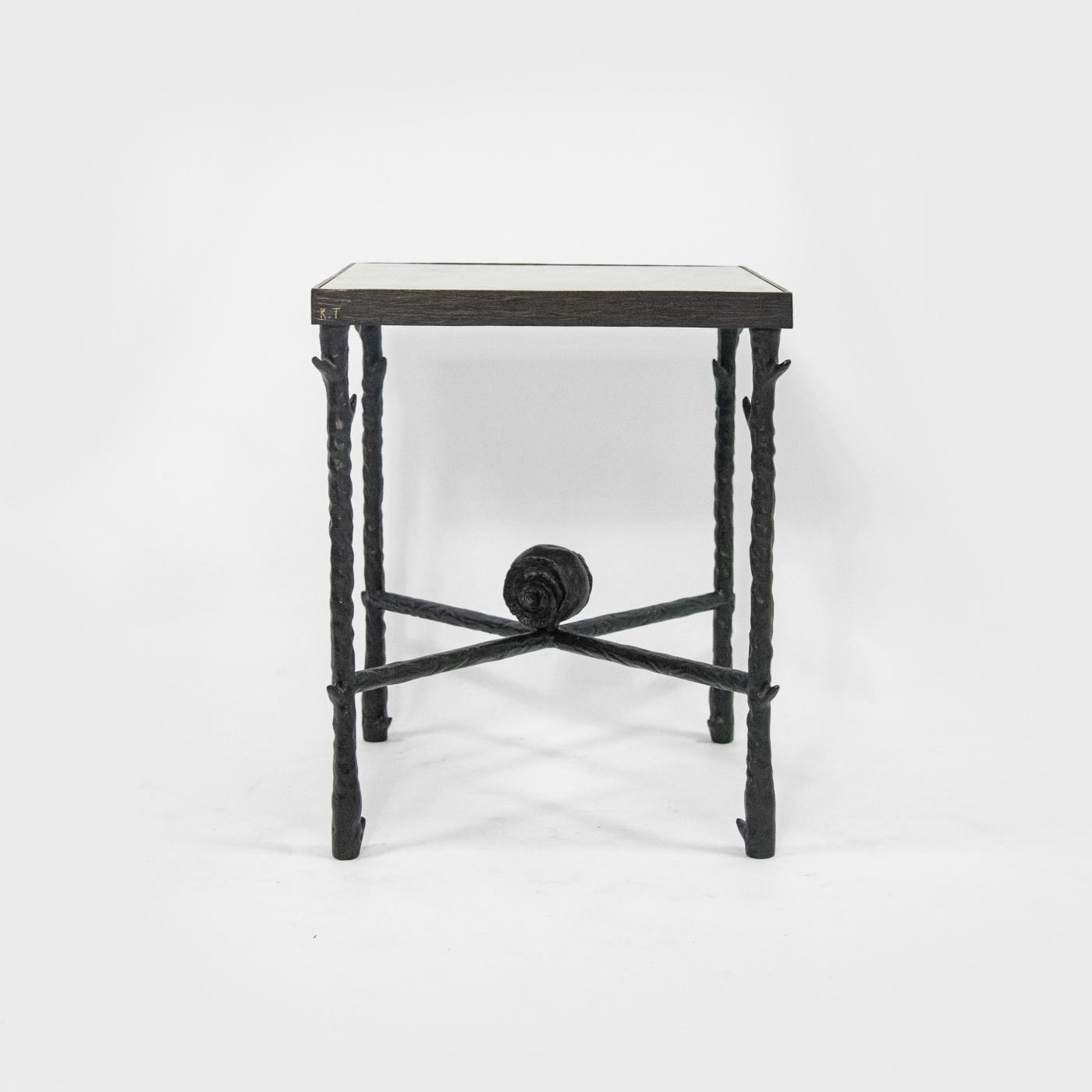 Kam Tin - Seashell side table