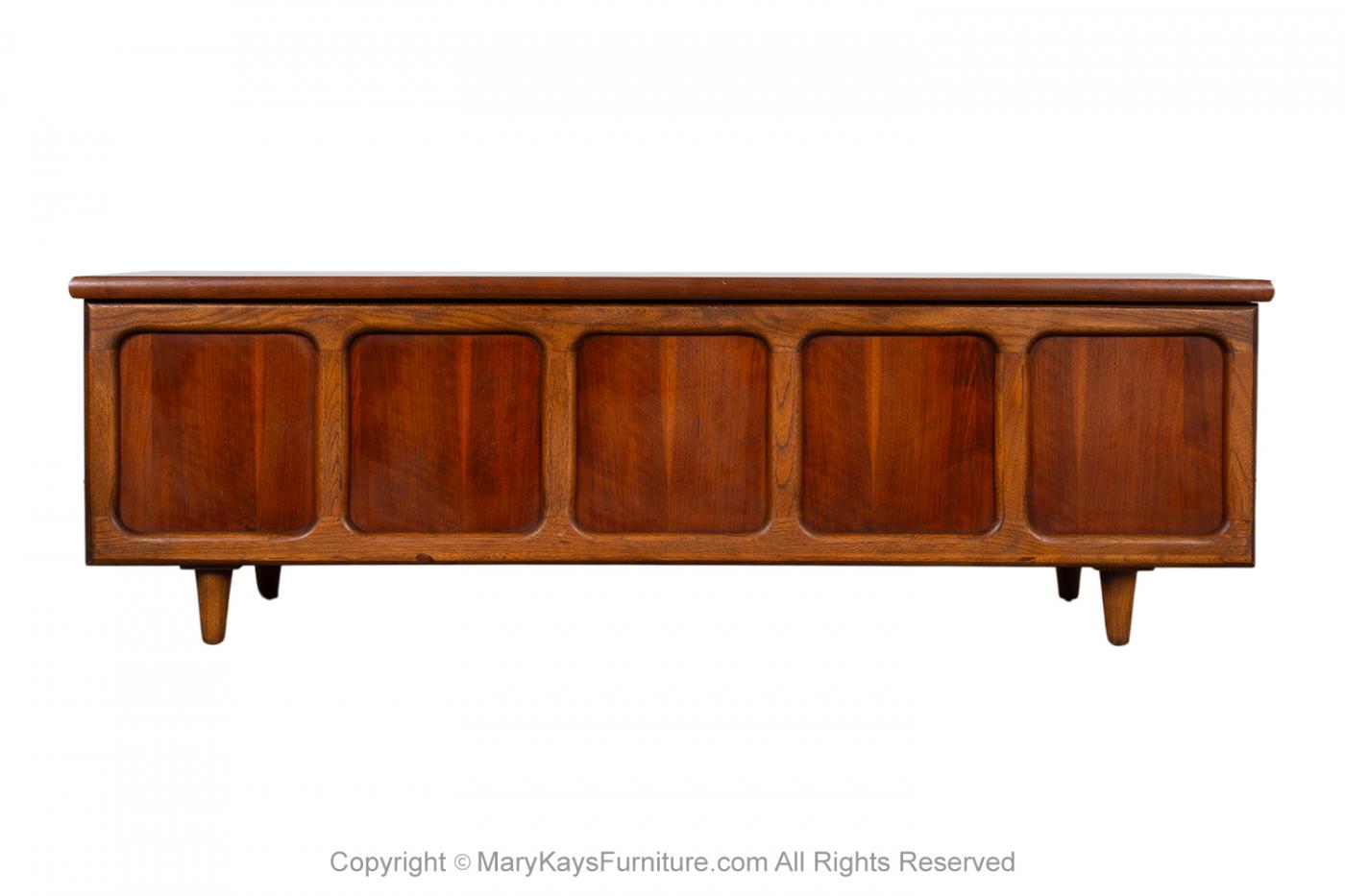 Lane Furniture - Mid-Century Modern Lane Cedar Blanket Storage Chest trunk