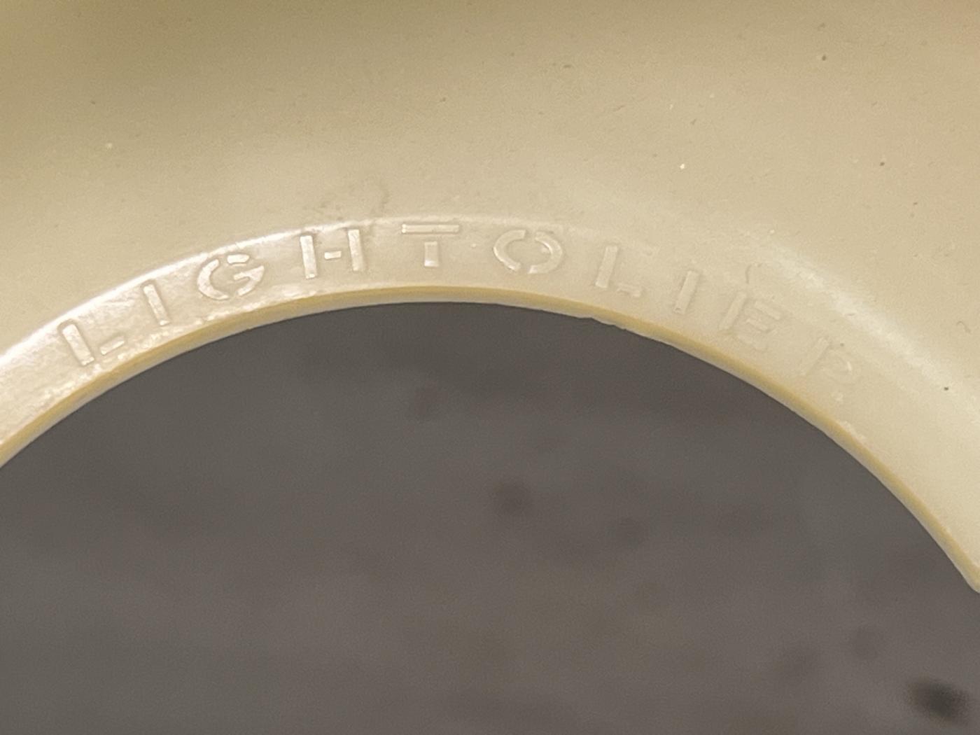 Lightolier - MODERN LIGHTOLIER LAMP