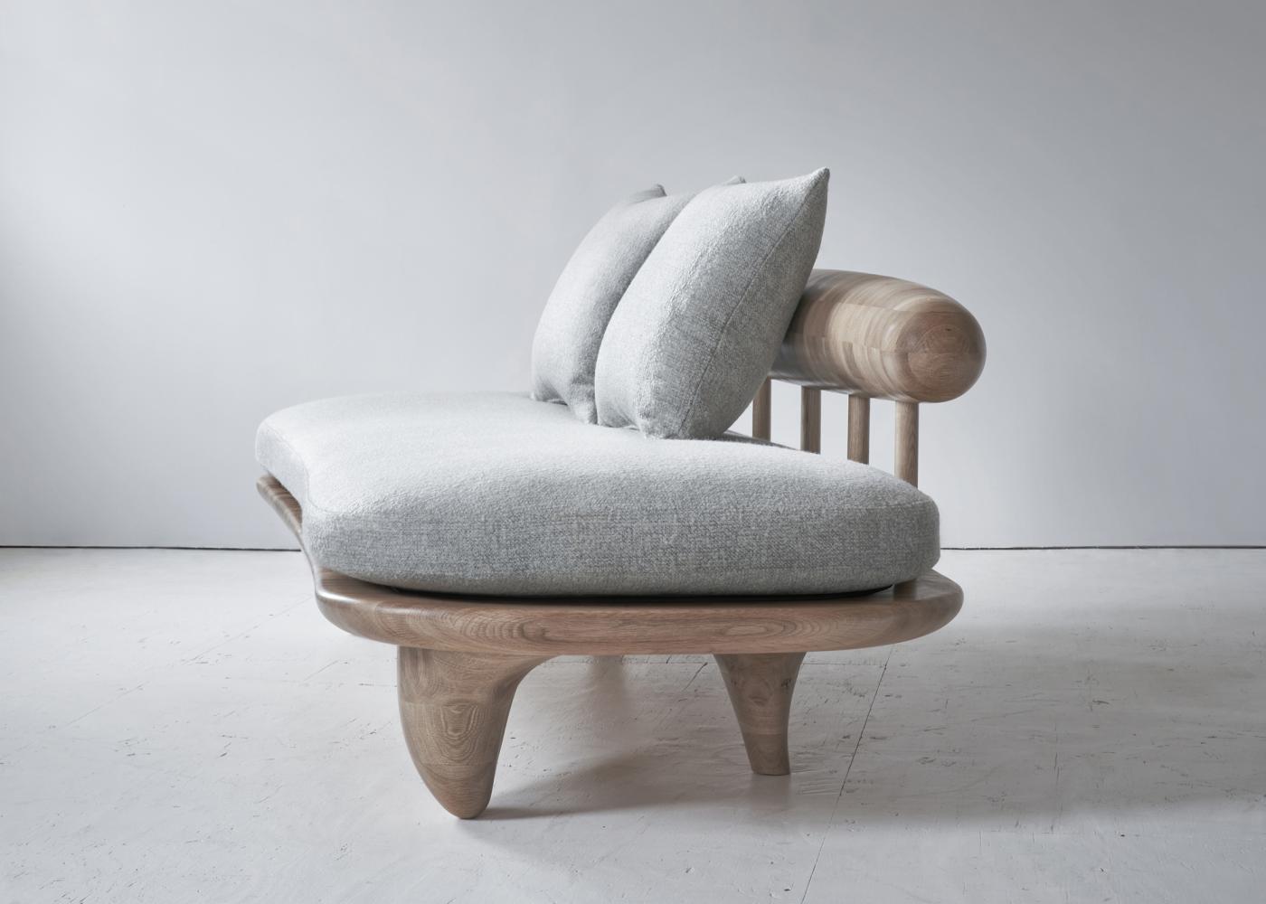 OTTRA - Loveseat