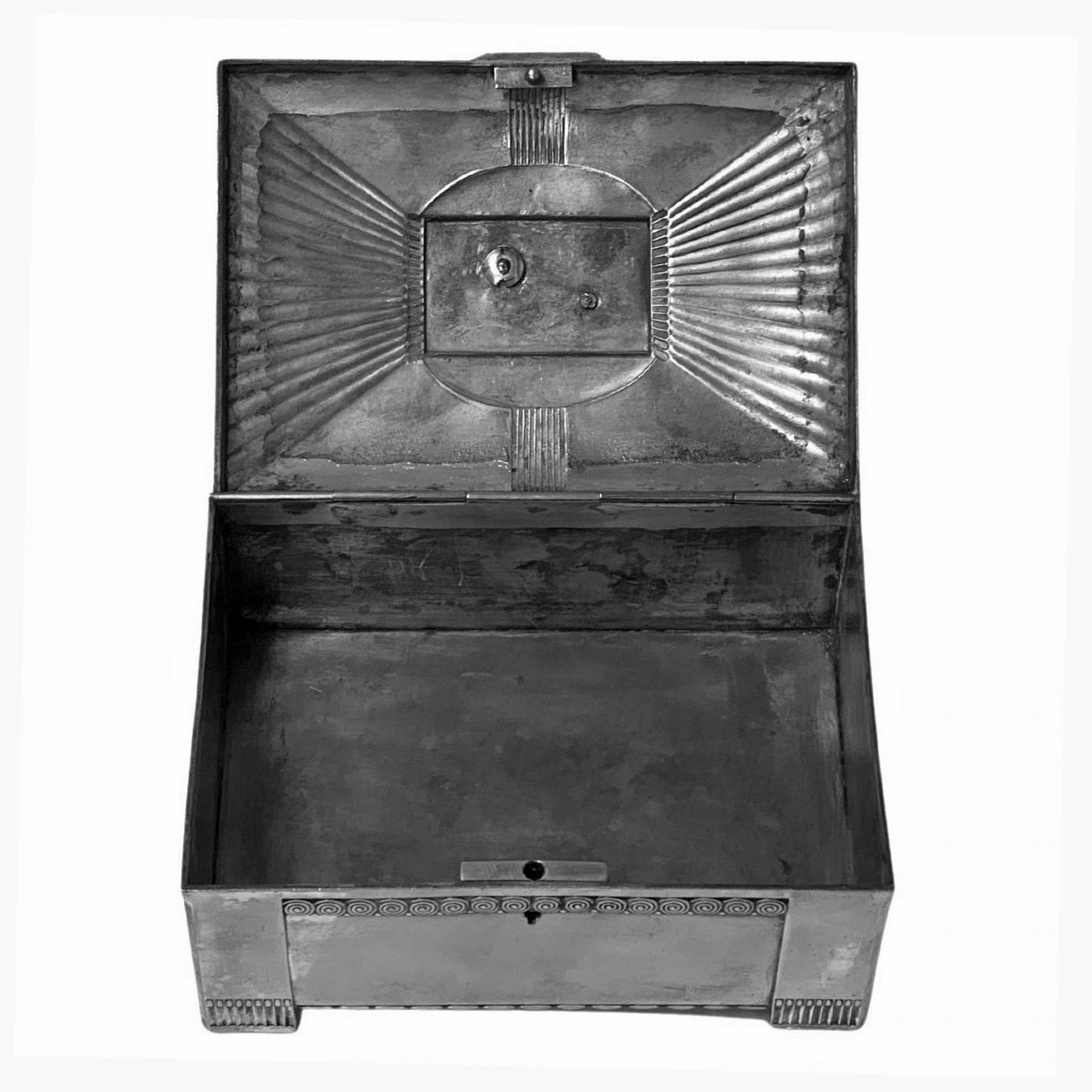 Orivit AG - Orivit Jugendstil Secessionist large Silverplate Box ...