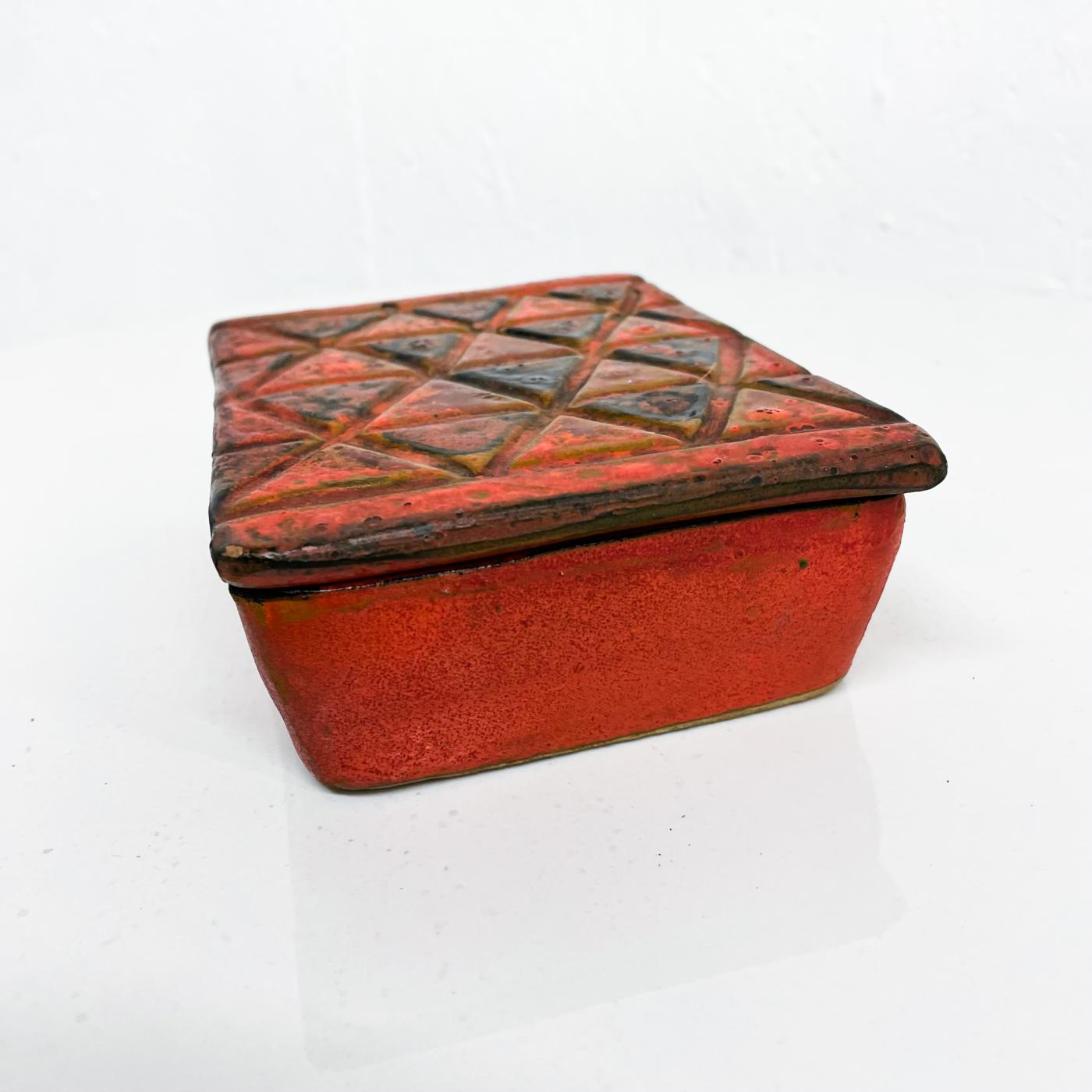 Raymor - 1960s Bitossi Red Pottery Lidded Box Relief Design Italy