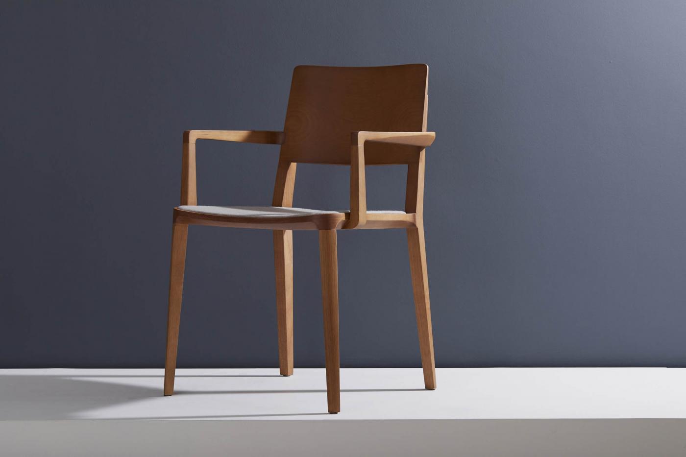 SIMONINI© - Minimalist Modern Chair in Natural Solid Wood Upholstered ...