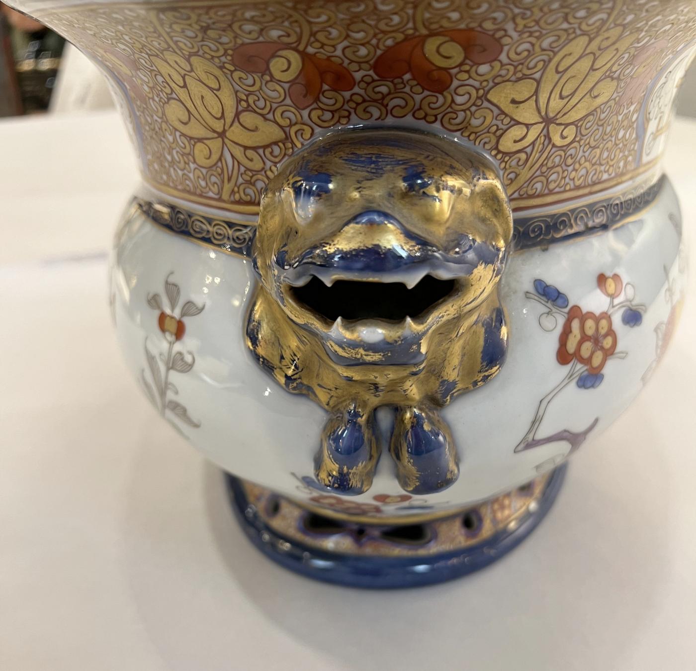 Samson Manufacture - Jardiniere with the royal coat of arms of France ...