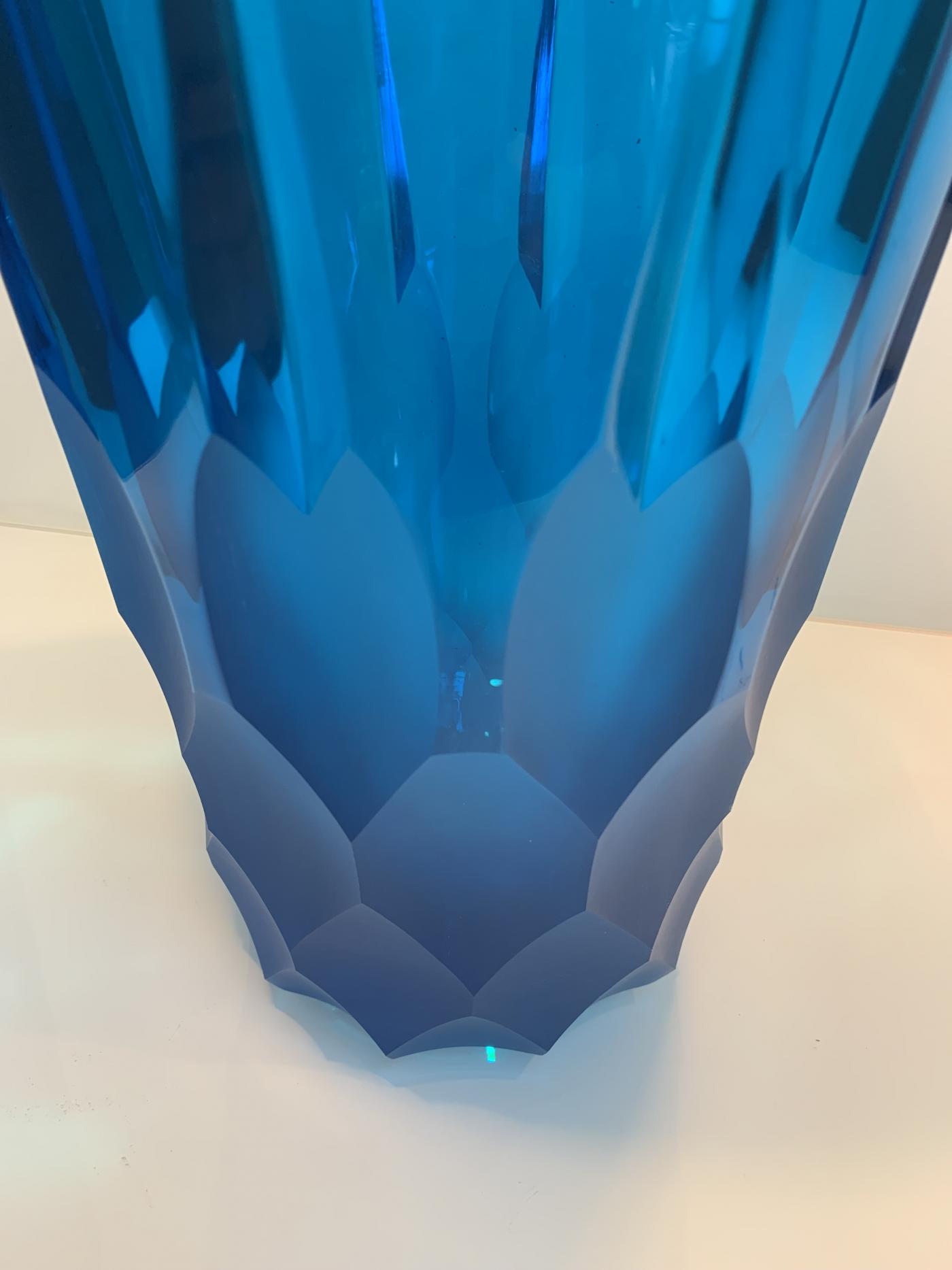 SimoEng - Impressive and rare italian blue cristal handmade cut rare blue