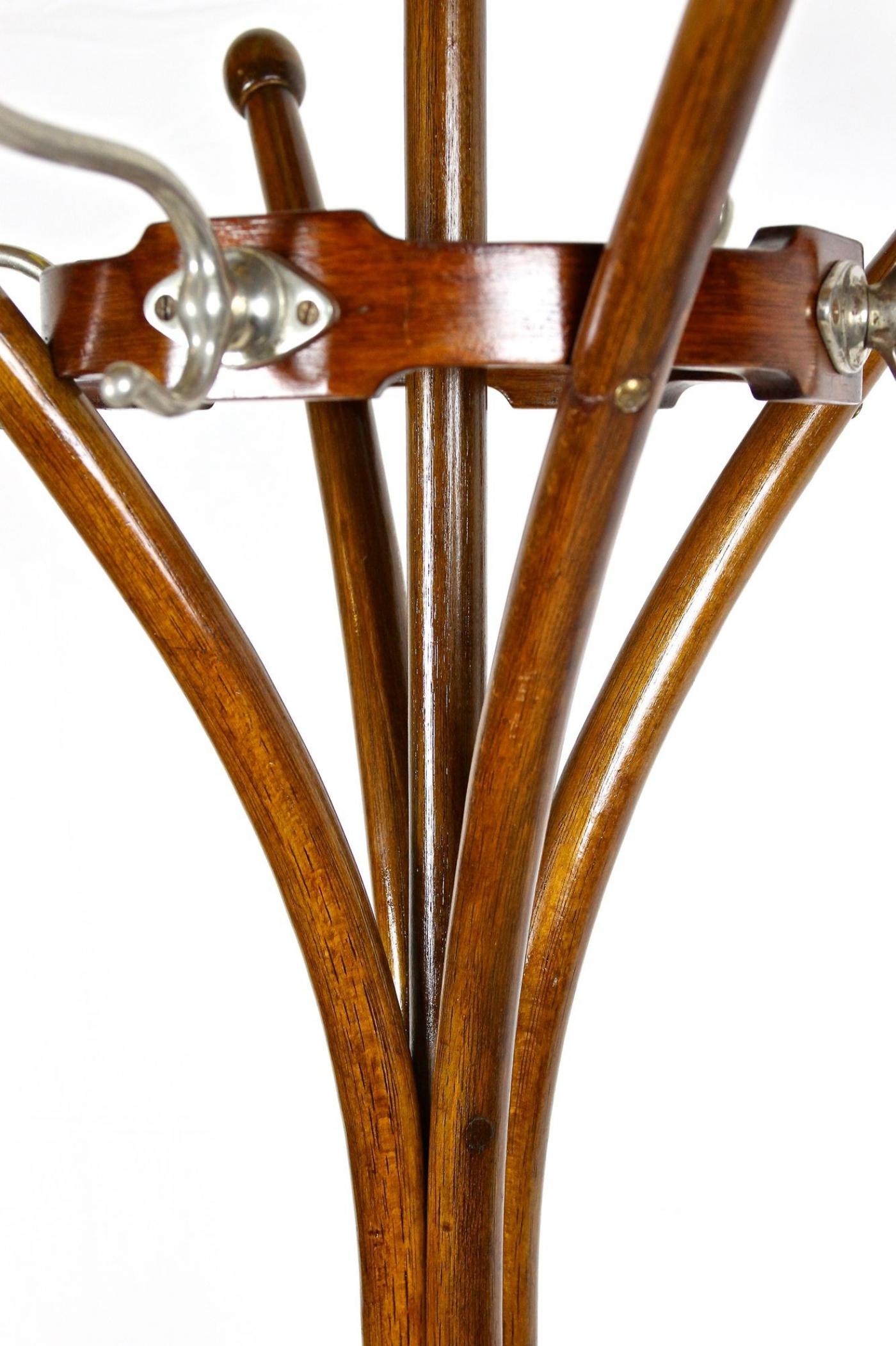Thonet - Late 19th Century Thonet Bentwood Wardrobe Stand/ Coat Rack ...