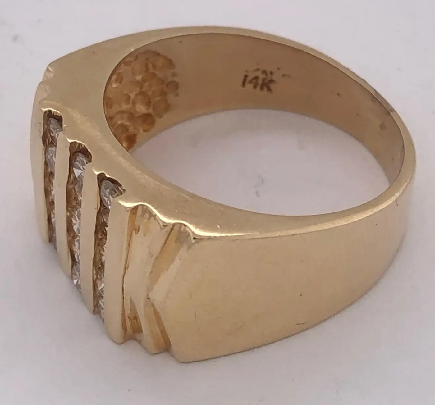 14 Karat Yellow Gold Cluster Ring with 15 Diamonds