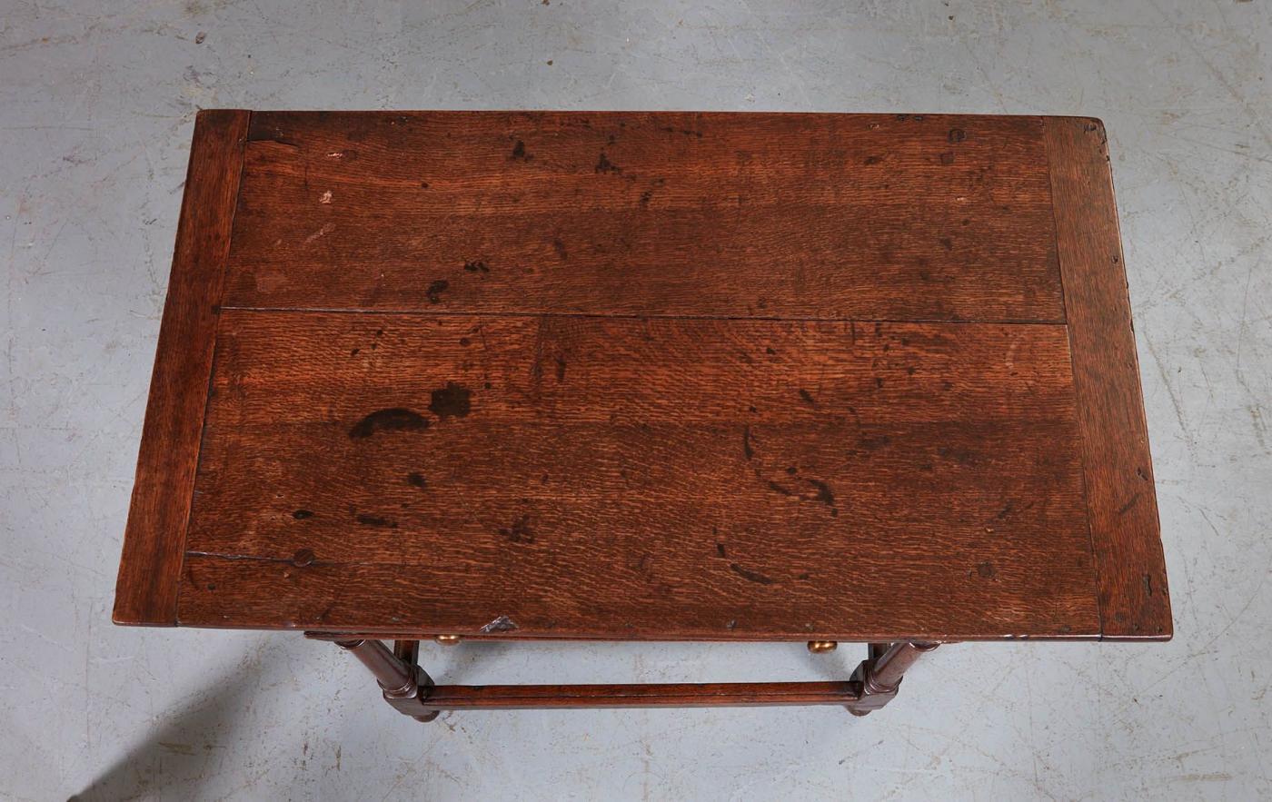 17th c. English Oak Table