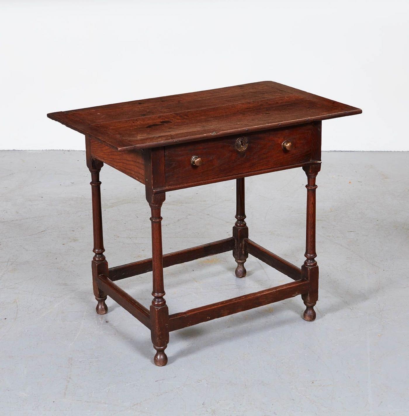 17th c. English Oak Table