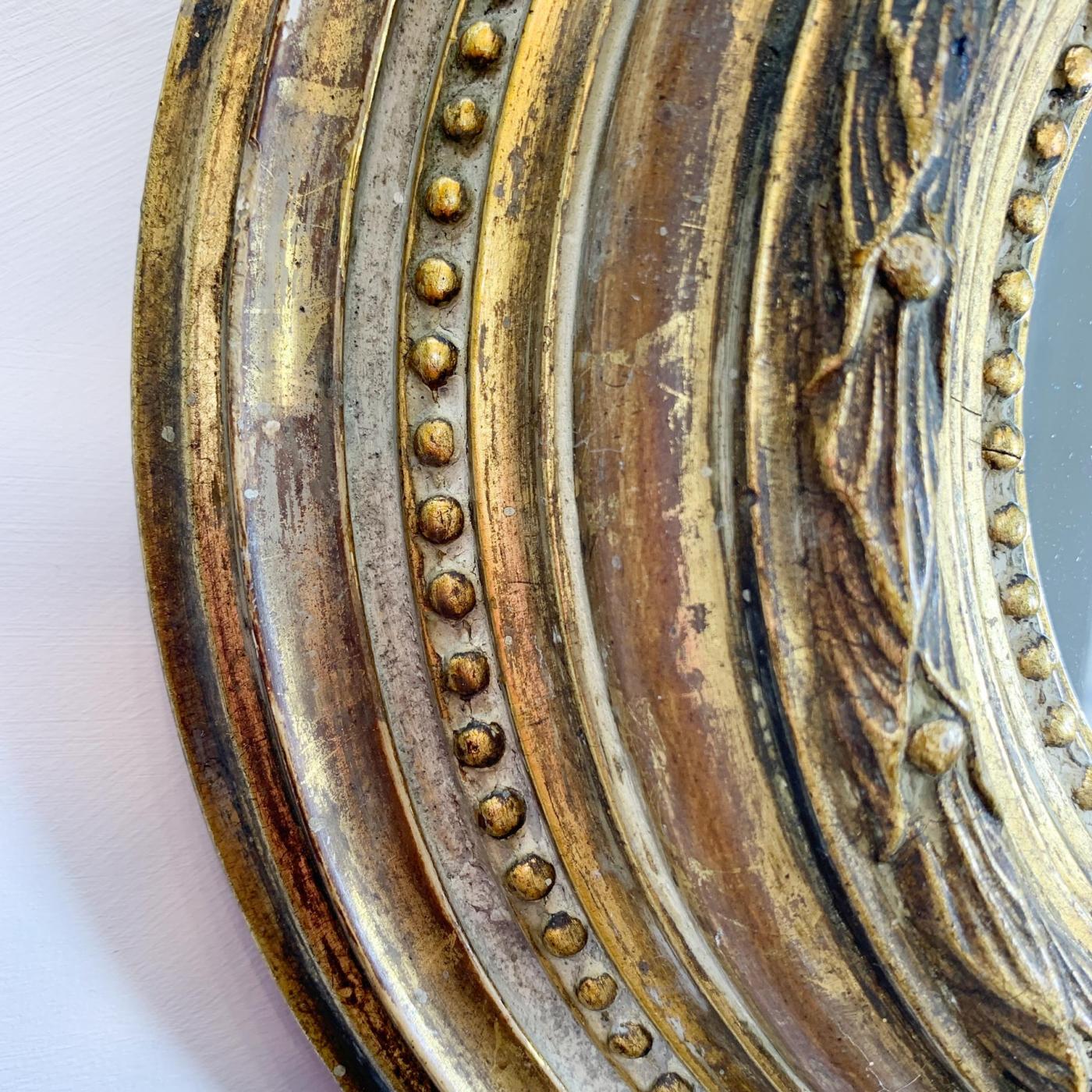 18th Century French Rococo Circular Gilt Gesso Mirror