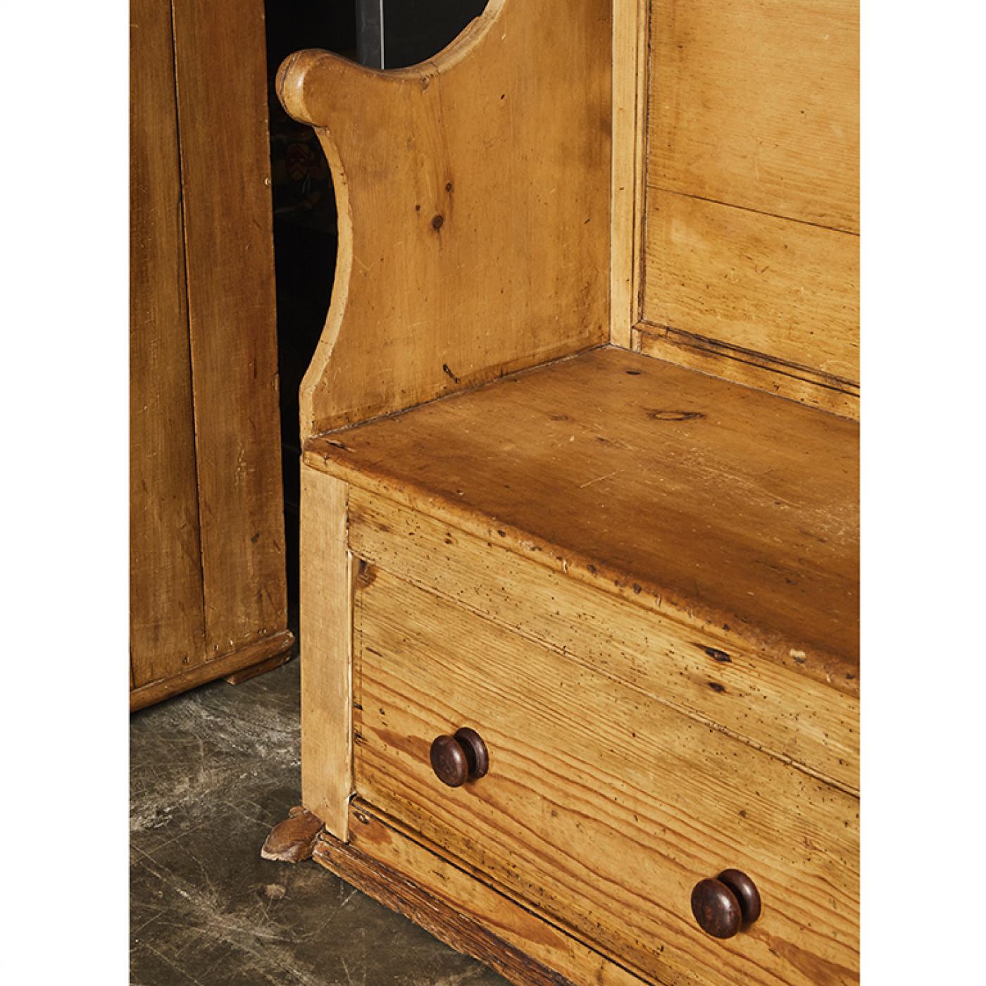 18th Century Pine Settle