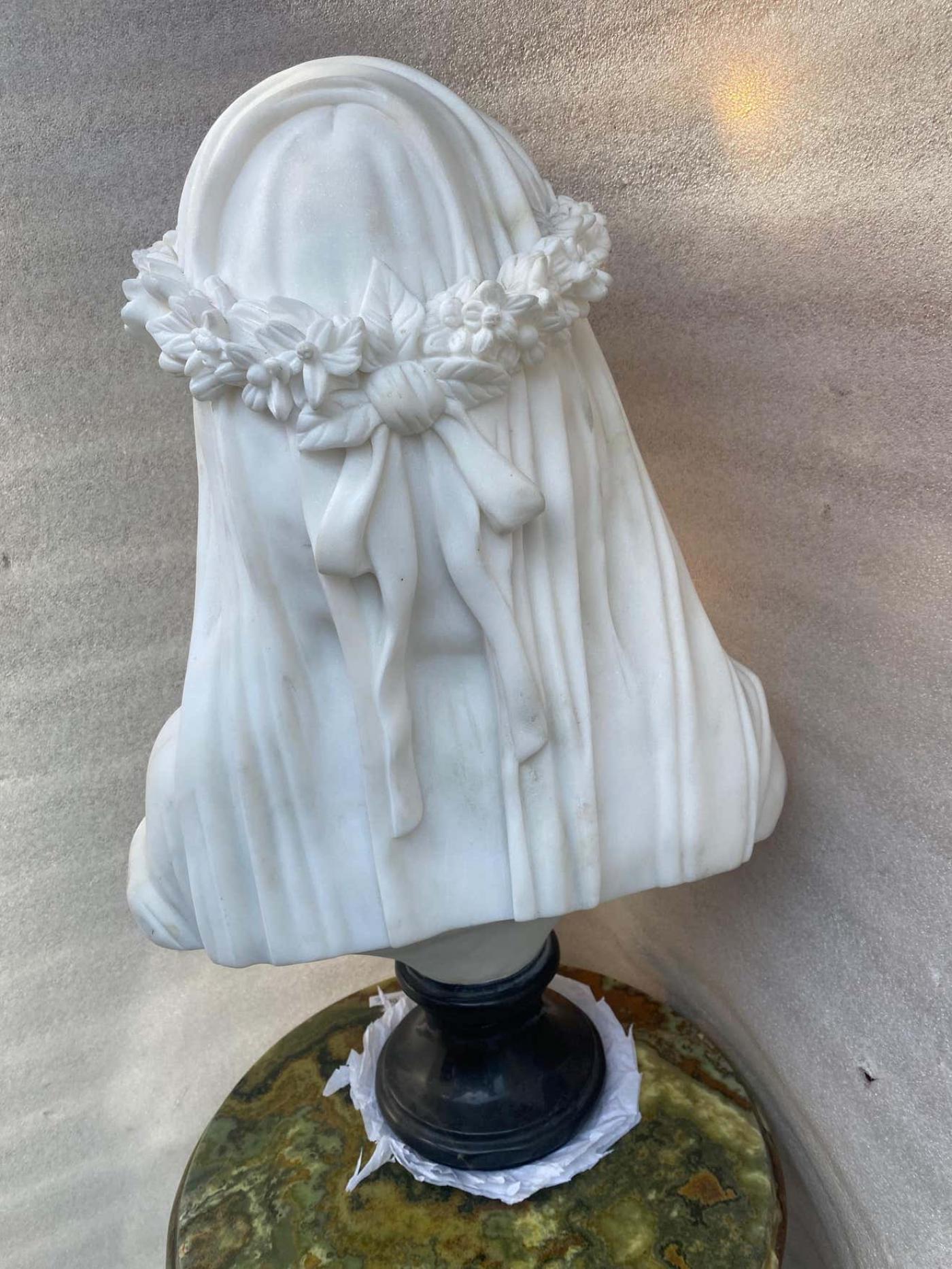 1900/1920 Neapolitan Carrara Marble Bust of Bride with Veil