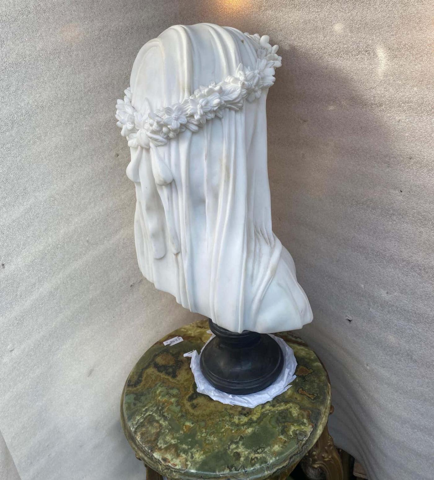 1900/1920 Neapolitan Carrara Marble Bust of Bride with Veil