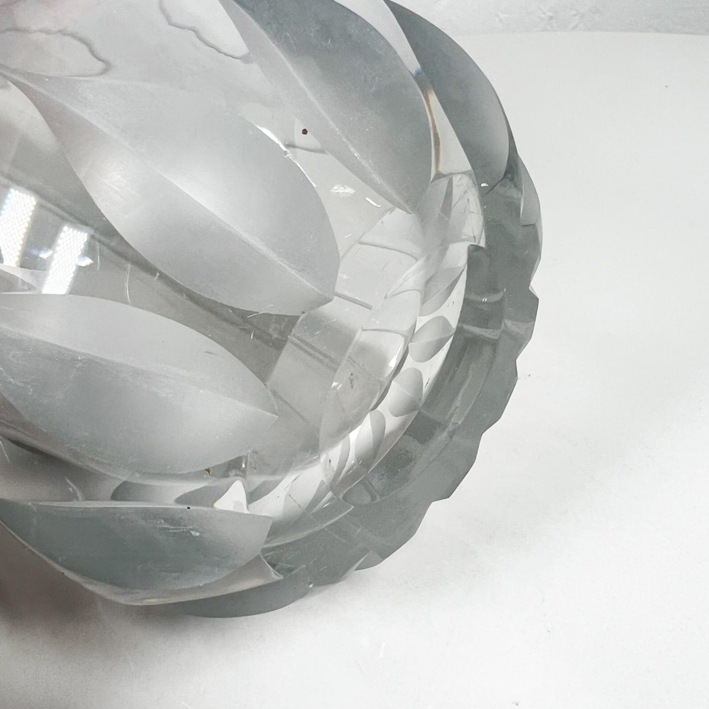 1970s Crystal Flower Vase Scandinavian Modern Art Glass Scallop